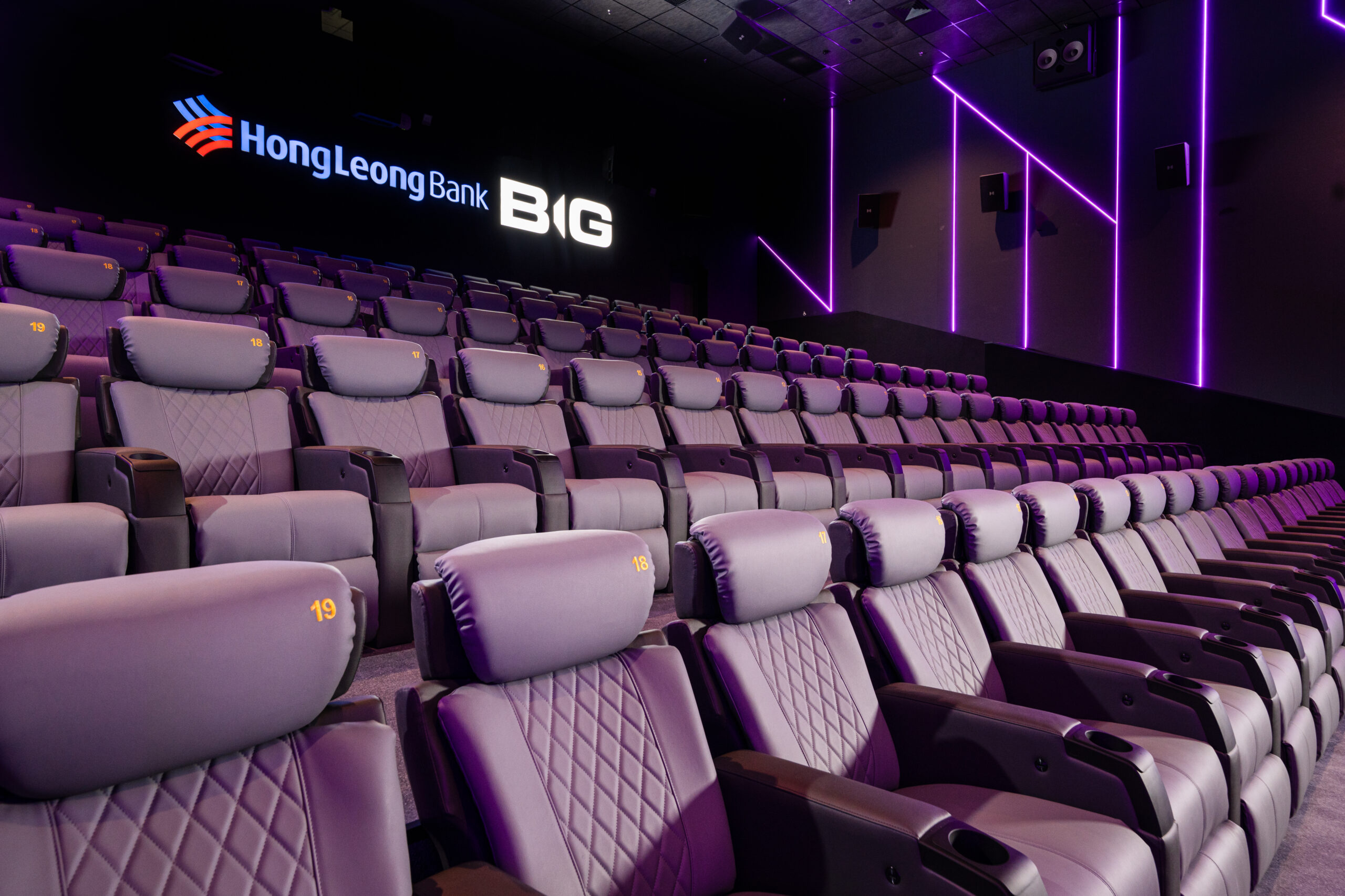 1 Utama GSC 影院全新升级回归！13 个影厅，豪华影厅、亲子乐园、4DX 都有！还有买票折扣！